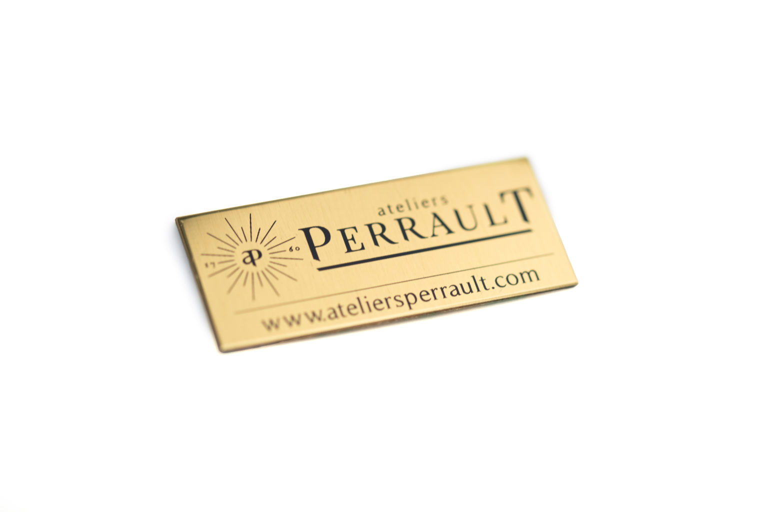 Les caractéristiques obligatoires d'une plaque de conformité CE